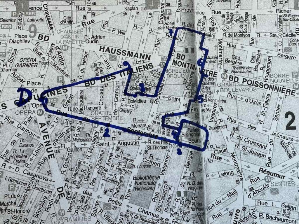 Promenade dans le quartier Opéra Bourse - pariscrea.com