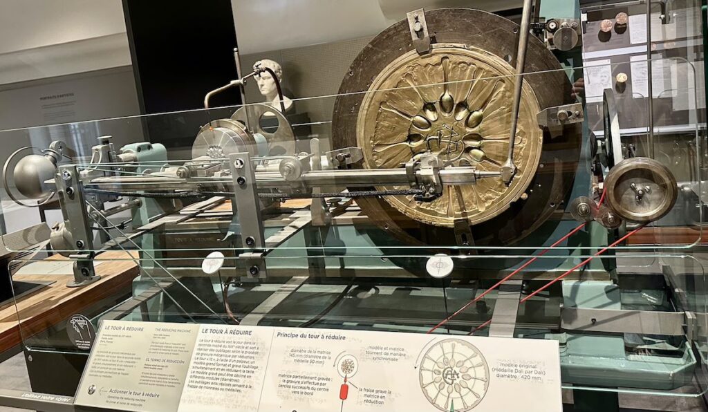 Pourquoi visiter le Musée de la Monnaie de Paris ? - pariscrea.com