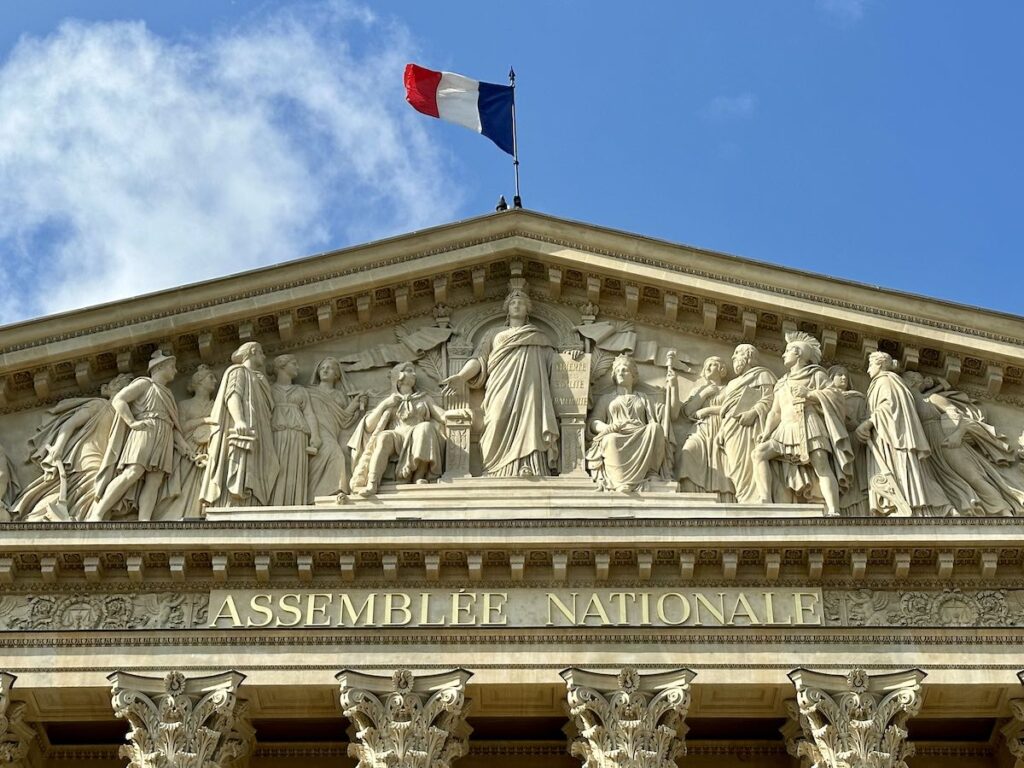 Visiter l'Assemblée Nationale - pariscrea.com