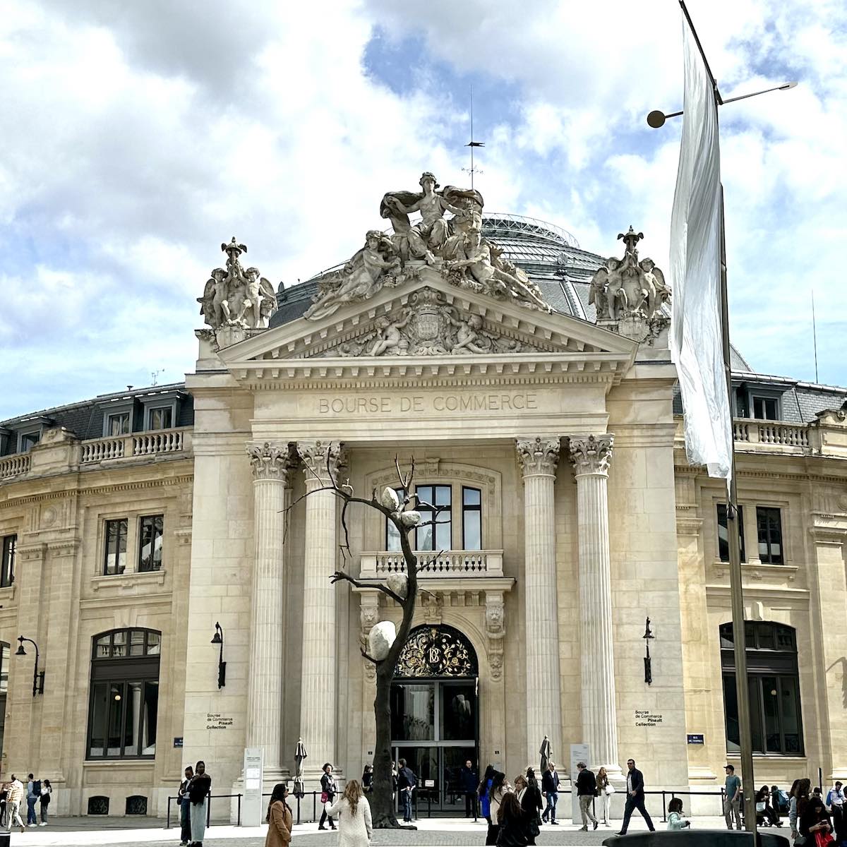 Pourquoi visiter la Bourse de Commerce ? - pariscrea.com