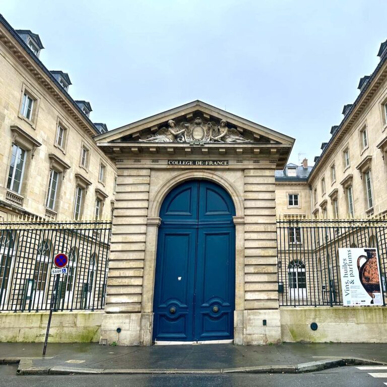 Visiter l'expo du Collège de France - pariscrea.com