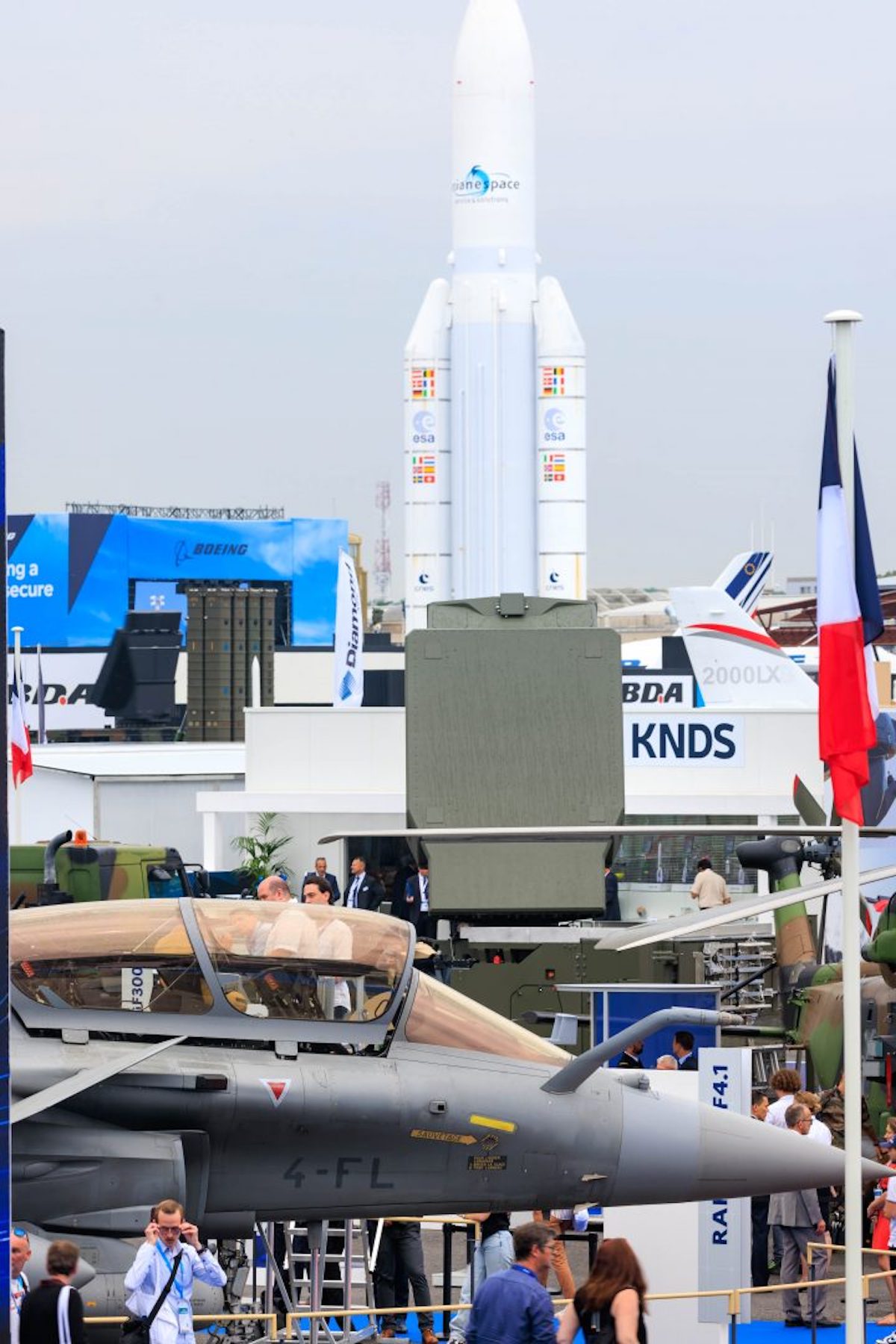 Visiter Le Salon du Bourget avec des ados - pariscrea.com
